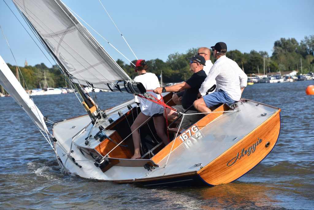 Class Rules – River Cruiser Class